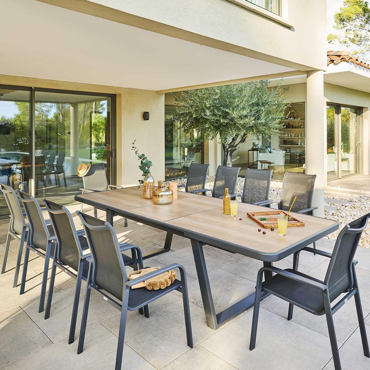 Table de jardin extensible Unisson Houblon & Graphite